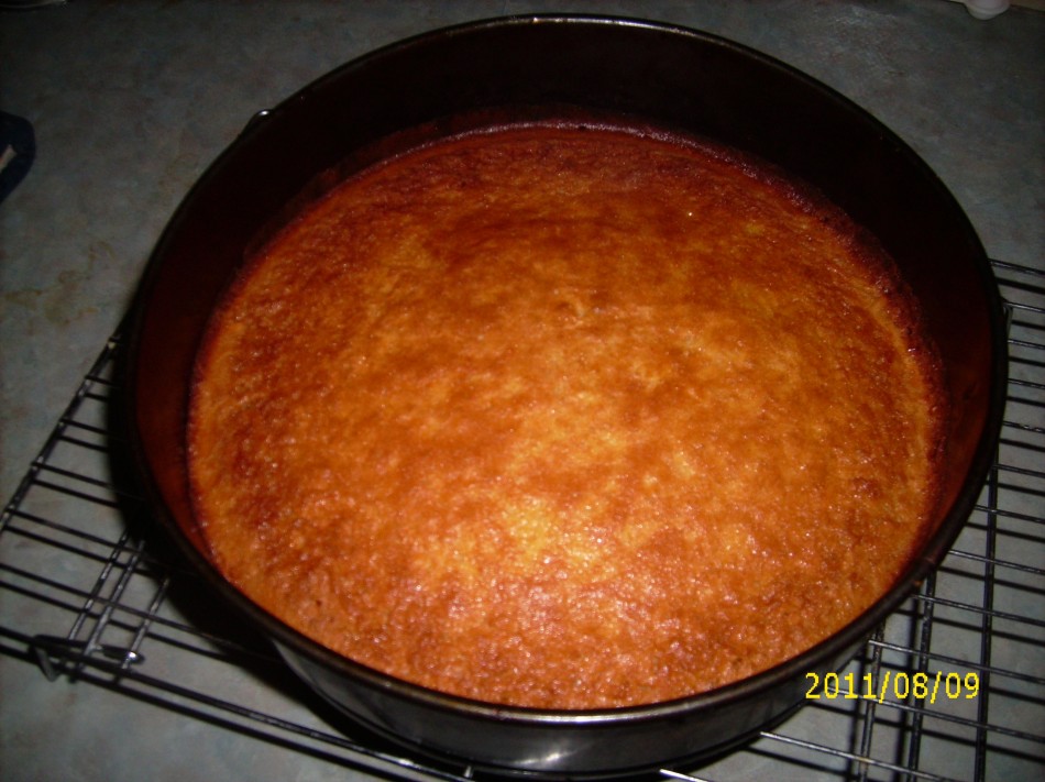 How To Make A ‘Magic’ Coconut Cake With Your Kids